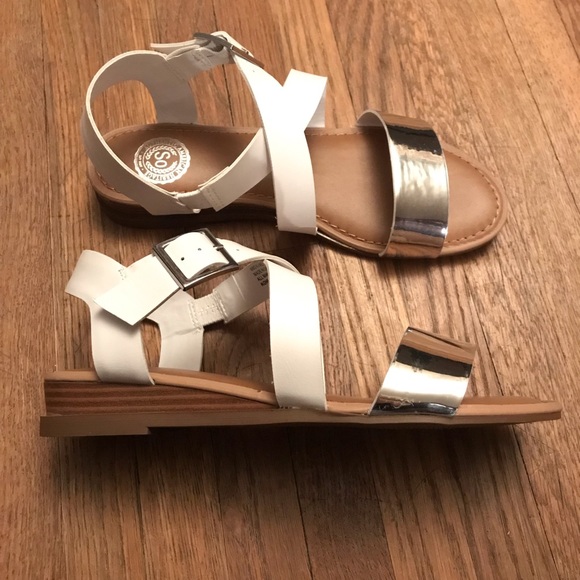 SO | Shoes | Classy White And Silver Sandals With Tiny Wedge | Poshmark